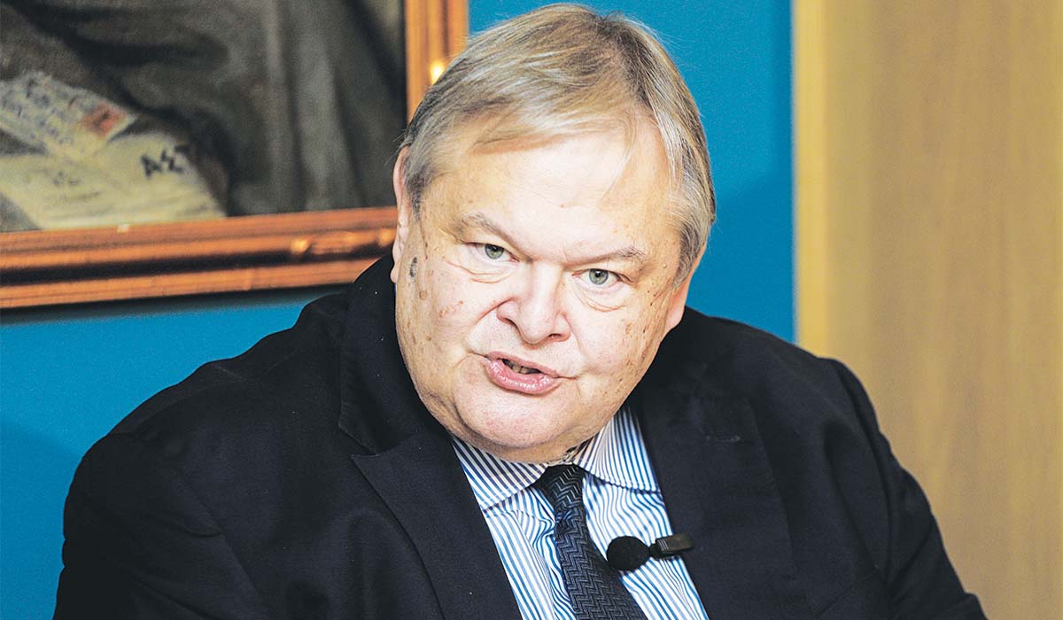 «Δούρειος Ιππος» πάλι ο Βενιζέλος!
